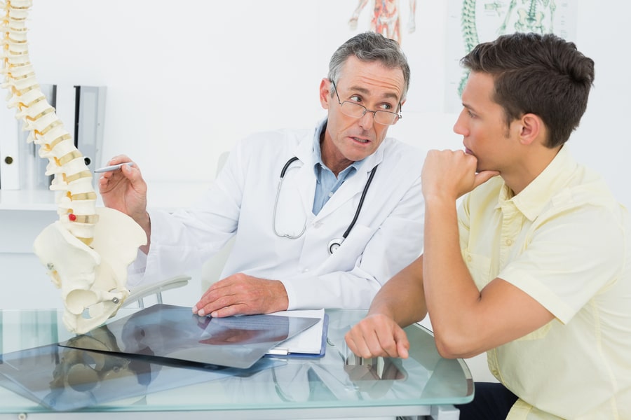 When Should You See a Pain Specialist? Red Flags You Shouldn’t Ignore ...